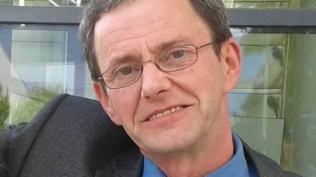 Speedway champion Michael Lee cleared of rape and sex assaults - BBC News