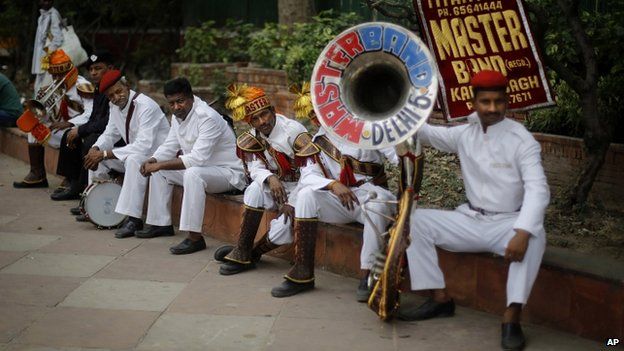 India Elections Varanasi Welcomes Narendra Modi Bbc News