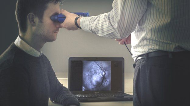 Eye-scanner developed in Rosyth may prevent diabetic blindness - BBC News