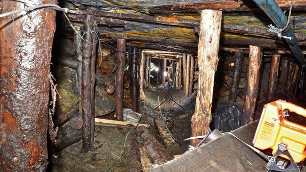 Gleision mining disaster: Mining in their blood - BBC News