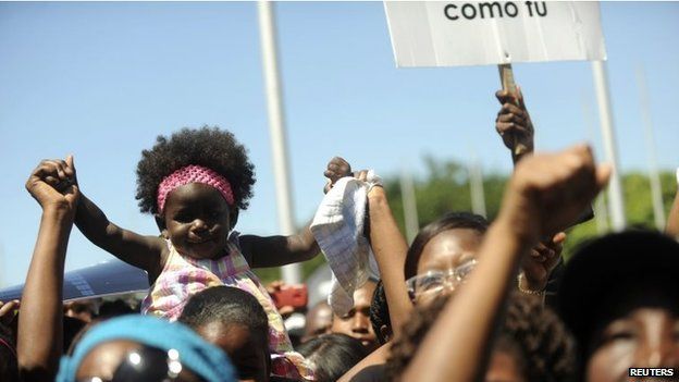 Dominican Republic lawmakers pass citizenship bill - BBC News