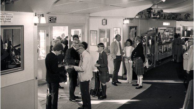 Raising the curtain at the Pitlochry Festival Theatre - BBC News