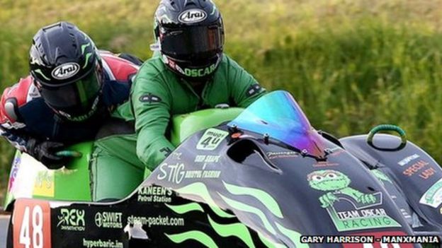 Isle of Man TT: Meet the thrill seeking women who dare - BBC News