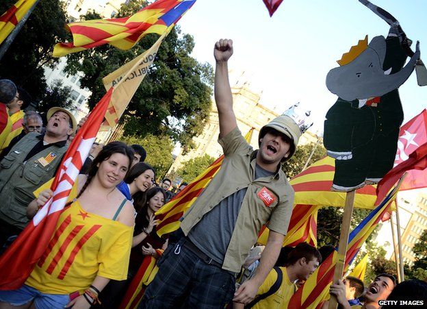 #BBCtrending: The Spaniards who don't want a new king - BBC News