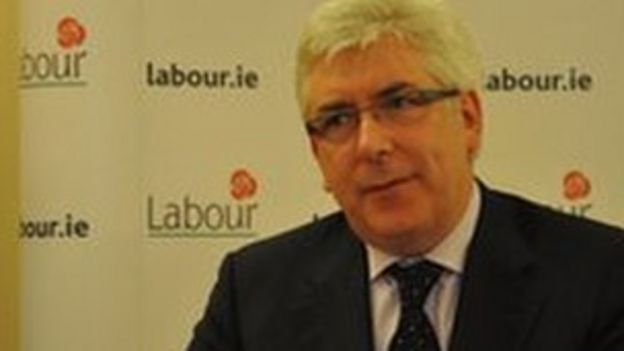 Two nominees named in the race for Labour leadership - BBC News