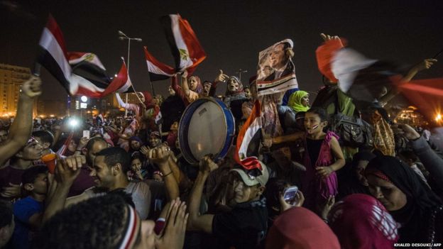 Day in pictures: 4 June 2014 - BBC News