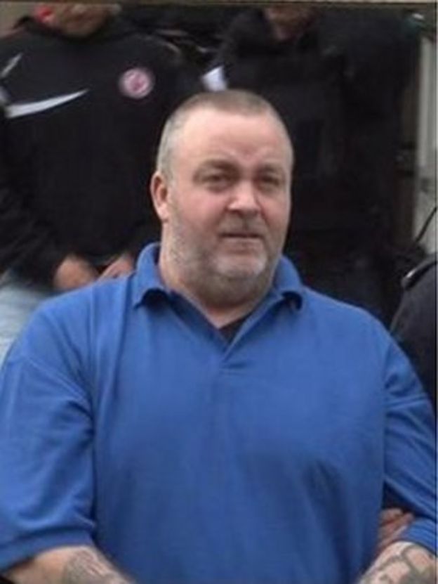 Sean Kelly admits six charges linked to terrorism - BBC News