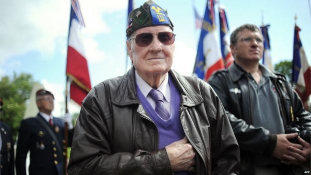 In Pictures: Remembering D-Day - BBC News
