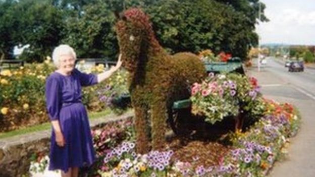 GI bride from Tyrone tells her love story - BBC News