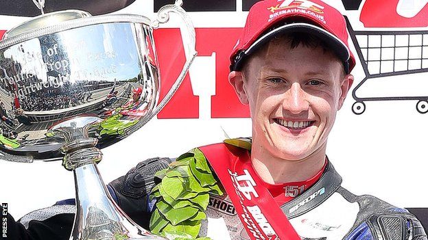 Dean Harrison completes family TT double with his dad Conrad - BBC Sport