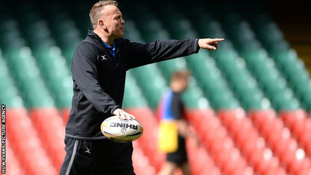 Newport Gwent Dragons: Kingsley Jones appointed as head coach - BBC Sport