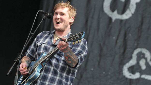 Gaslight Anthem announce new album and UK dates - BBC News