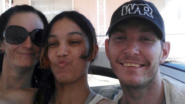 Las Vegas 'good guy with a gun' - victim or martyr? - BBC News