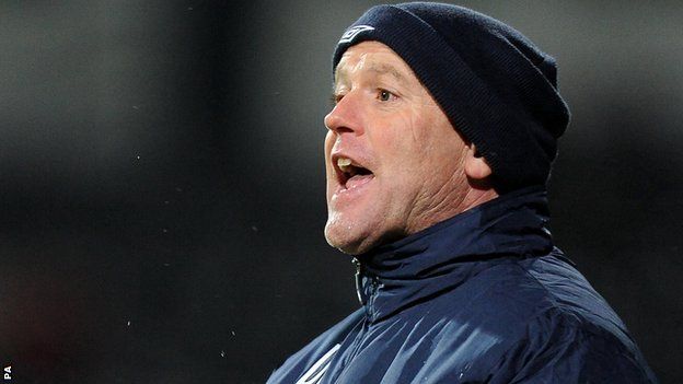 Leeds United name Dave Hockaday as head coach - BBC Sport