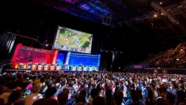 Dota 2: Chinese team wins $5m gaming prize - BBC News