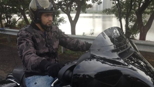 India’s would-be entrepreneurs flock to Mumbai - BBC News