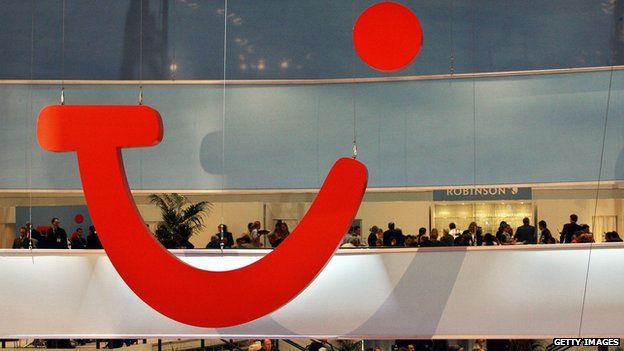 Tui Travel and German parent Tui announce merger plan - BBC News