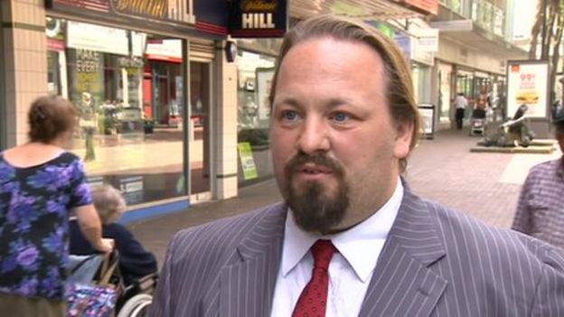 Medway bookmakers' group 'let down' gamblers - BBC News