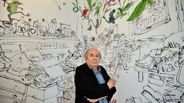 Quentin Blake opens House of Illustration - BBC News