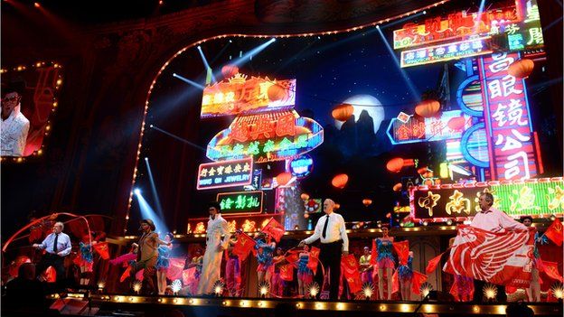 Monty Python stage return earns mixed reviews - BBC News