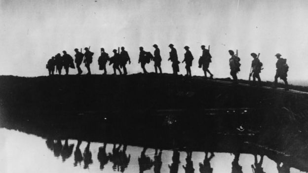 Scotland commemorates World War One centenary - BBC News