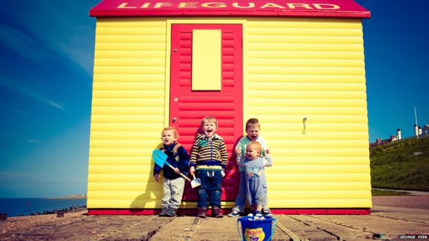 In pictures: A year in the life of Whitstable - BBC News