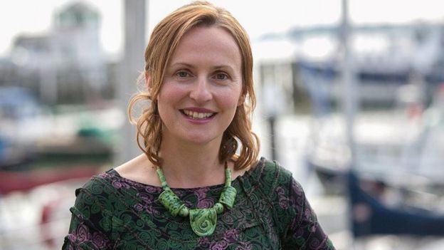 Oriel Llyfr y Flwyddyn 2014 - BBC Cymru Fyw