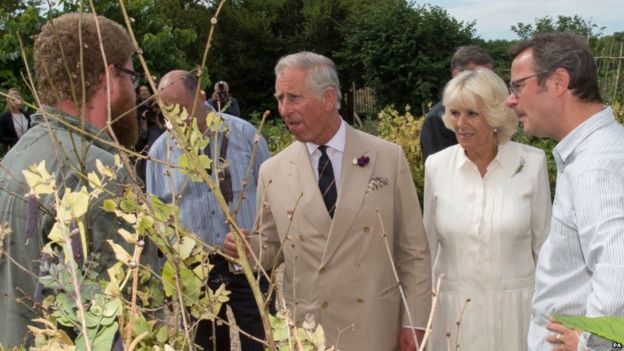In pictures: Duke and Duchess of Cornwall visit Devon - BBC News