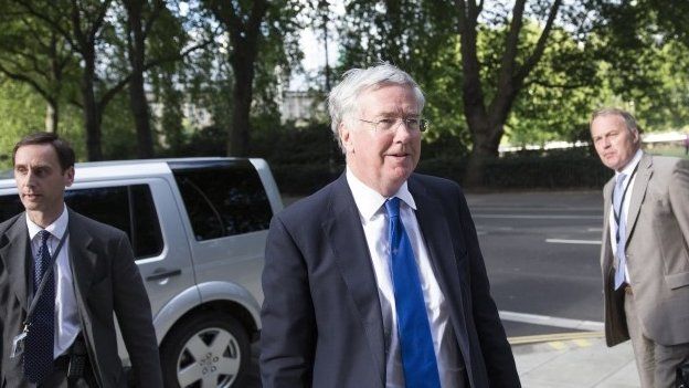 Daily Mail reshuffle story 'sexist', says Nick Clegg - BBC News