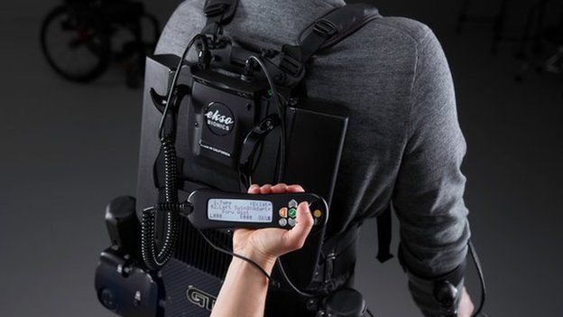 Ekso bionic suit: Robotic exoskeleton helps people to walk again - BBC News