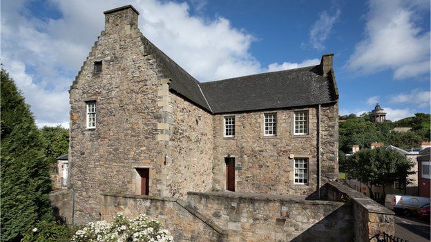 Economist Adam Smith's home revamp under way in Edinburgh - BBC News
