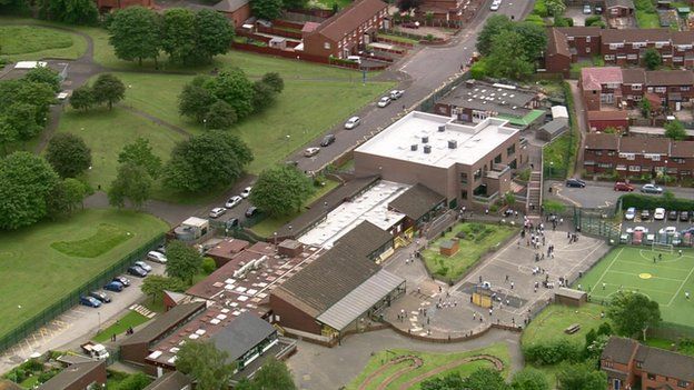 Ex-Regents Park Primary School head and deputy admit altering Year 6 ...