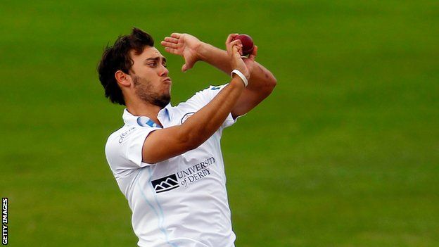 Alex Hughes: Derbyshire all-rounder signs new contract - BBC Sport