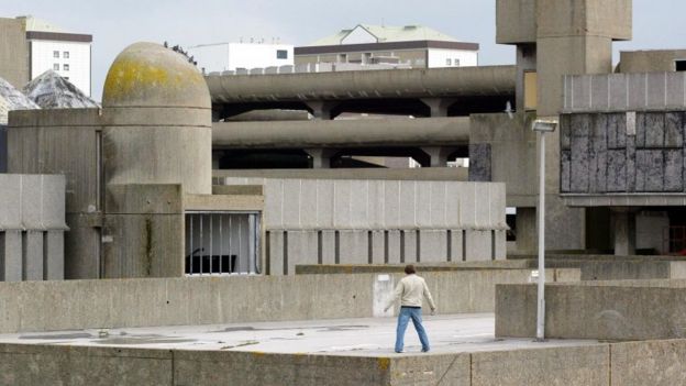 The hidden strengths of unloved concrete - BBC News