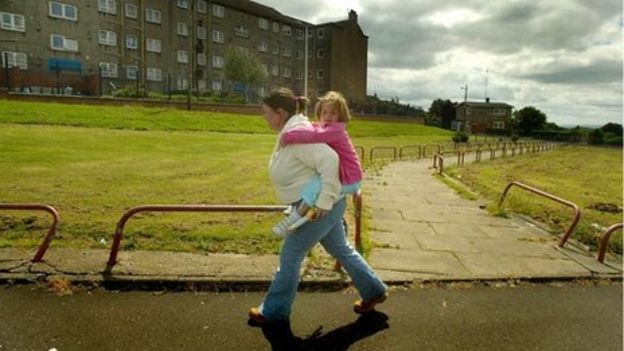 'Local schools' drive inequality - BBC News