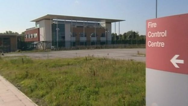 North West Fire Control 'puts lives at risk', FBU claims - BBC News