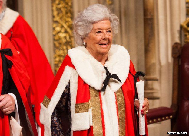 Peers fight for space in crowded House - BBC News