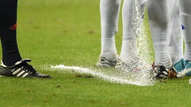Football League to introduce vanishing spray from January - BBC Sport