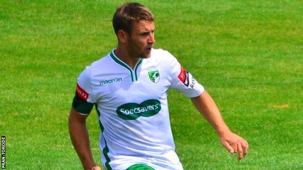 Guernsey FC captain Sam Cochrane aiming for league title - BBC Sport