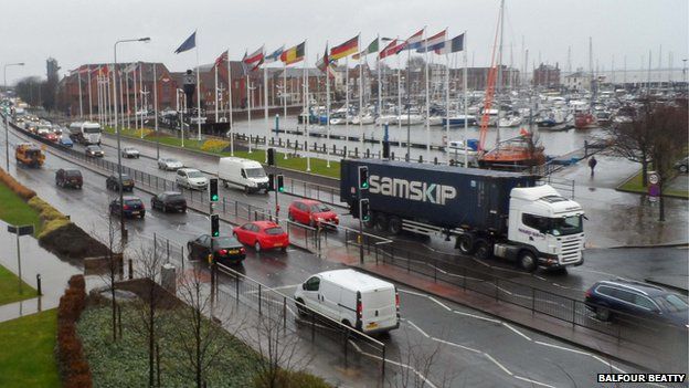 A63 Castle Street, Hull: £75m scheme contractor named - BBC News