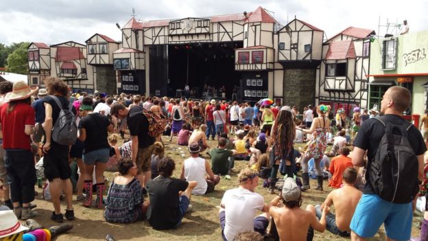 In pictures: Revellers gather for BoomTown Fair - BBC News