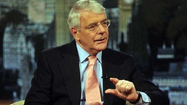 Sir John Major praises immigrants for 'guts and drive' - BBC News