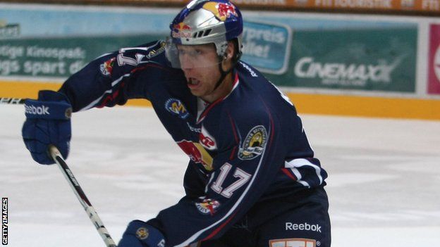 Canadian forward Mike Kompon joins Giants - BBC Sport