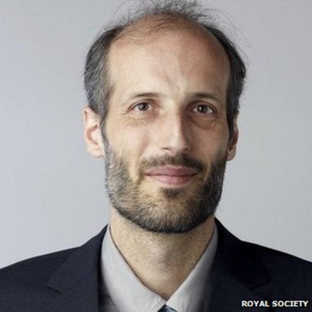 First female winner for Fields maths medal - BBC News