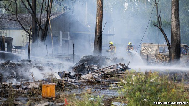 North Benfleet farm fire investigation under way - BBC News