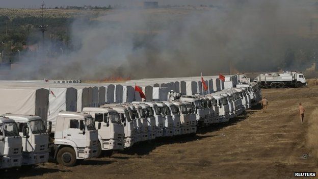 Ukraine border guards to inspect Russian aid convoy - BBC News