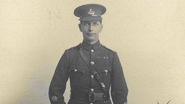 WW1 soldier's diary to be digitised - BBC News