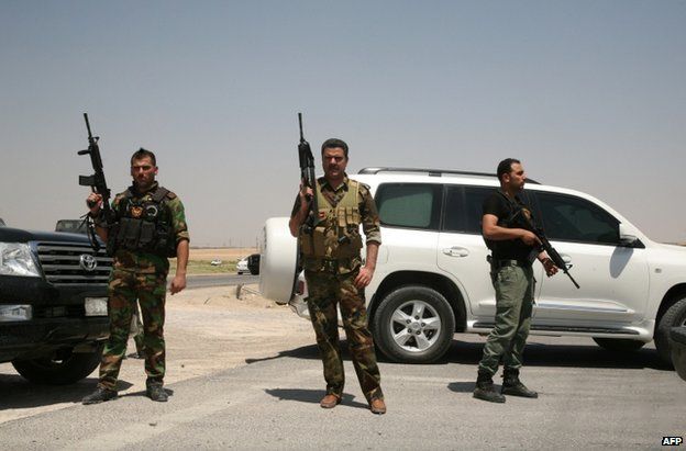 Iraq crisis: EU condemns 'atrocities' by IS militants - BBC News