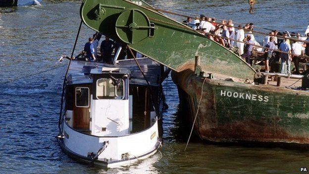 Marchioness survivors and victims' families recall Thames disaster ...