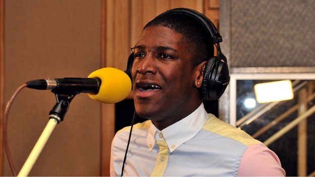 Labrinth suffered anxiety attacks during recent break - BBC News